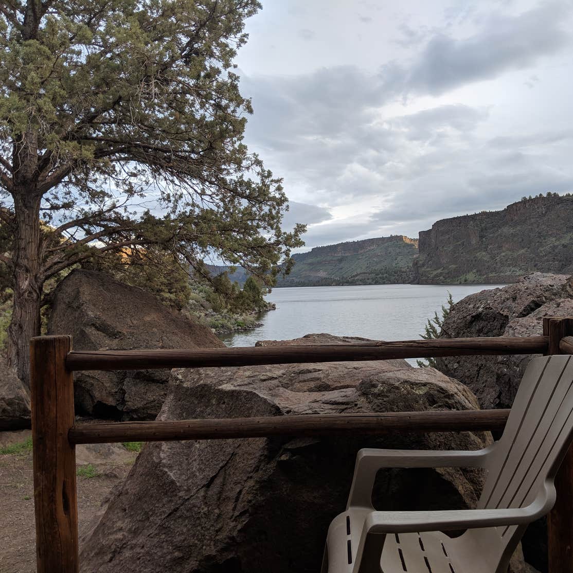Cove Palisades Resort & Marina Camping | Culver, Oregon