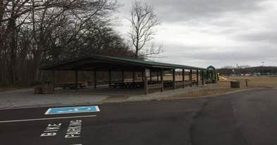 Camper-Submitted Photos of COE Cheatham Lake Lock A Campground