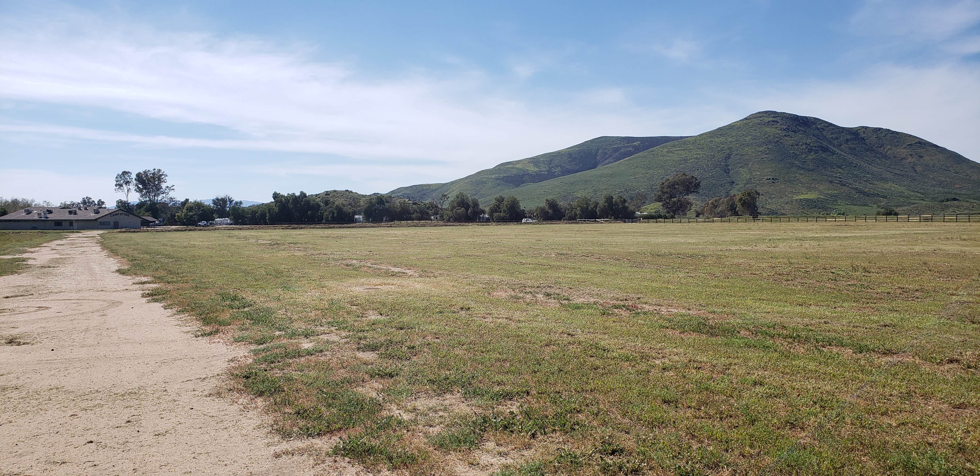 Lake Skinner Recreation Area Camping | Temecula, California