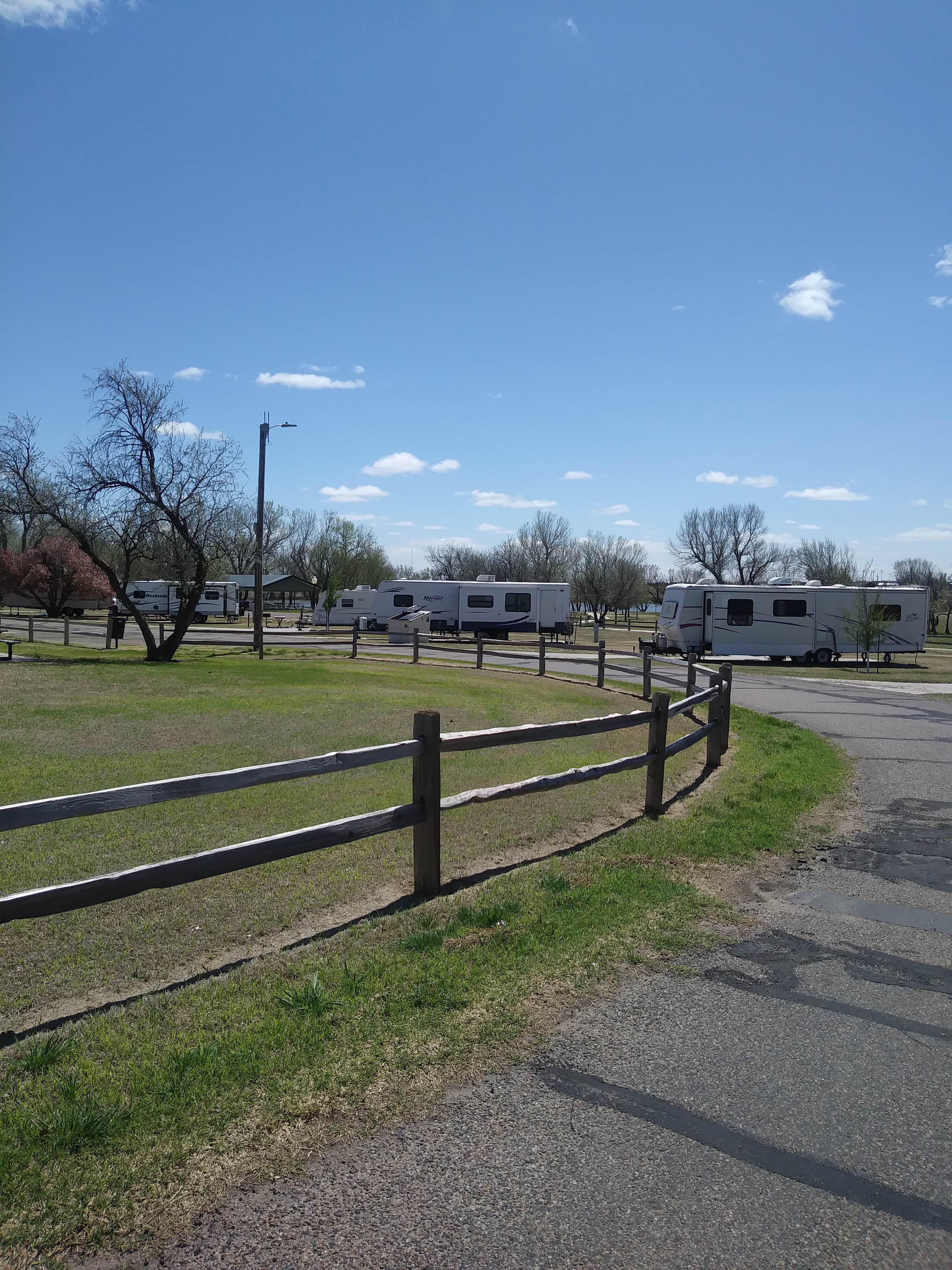 Frazier Park Camping | Ulysses, KS