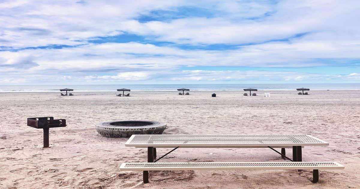 Del Mar Beach Cottages Camping | Oceanside, CA