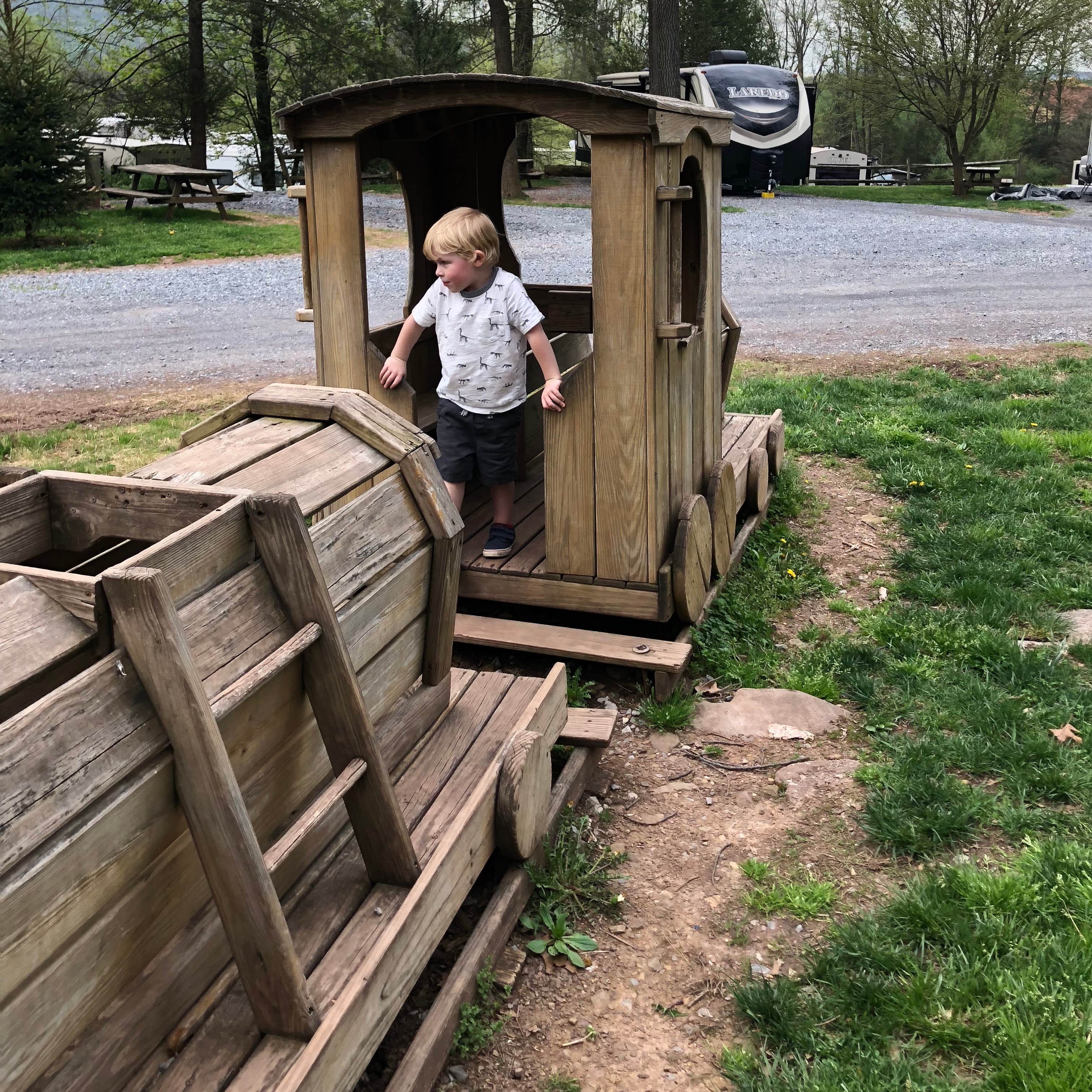 Twin Grove RV Resort | Tower City, Pennsylvania