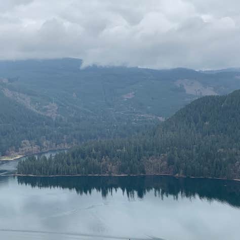 Lake Merwin Camper's Hideaway (MEMBERS ONLY) | Yacolt, Washington