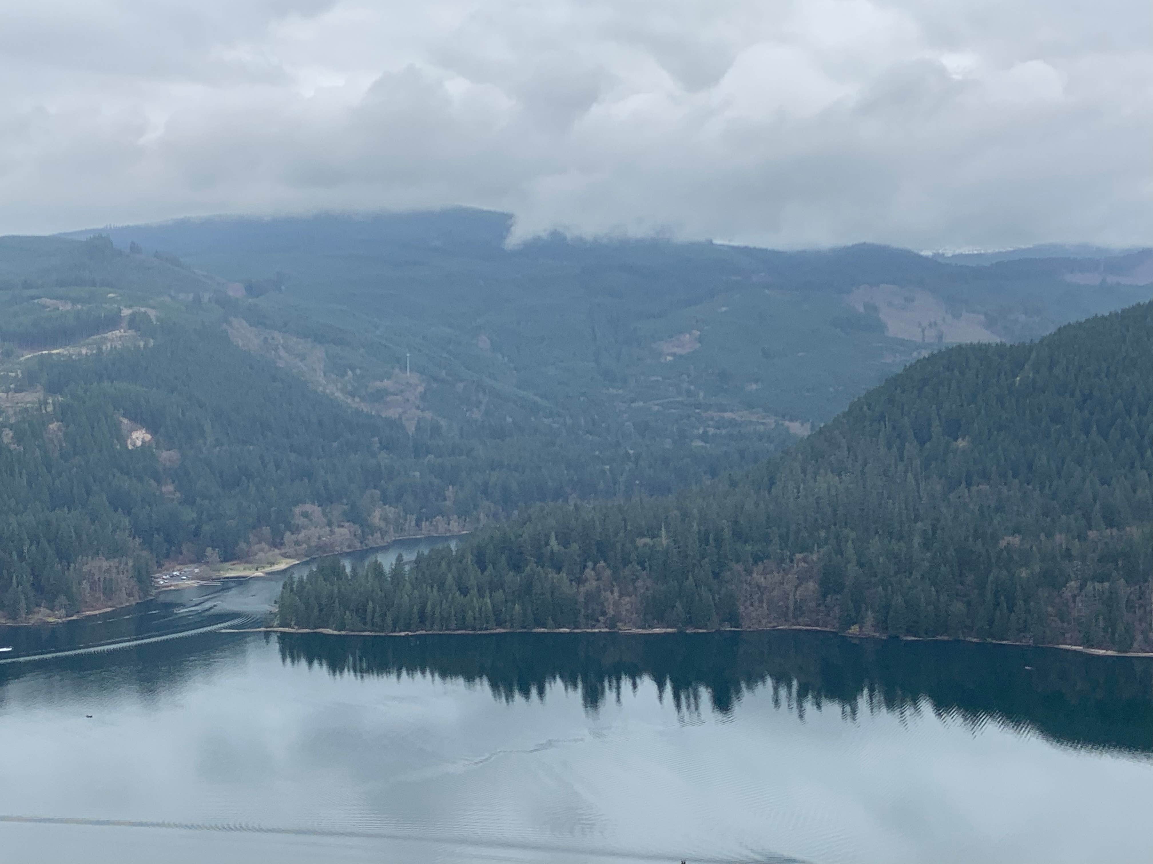 Lake Merwin Camper's Hideaway (MEMBERS ONLY) | Yacolt, Washington