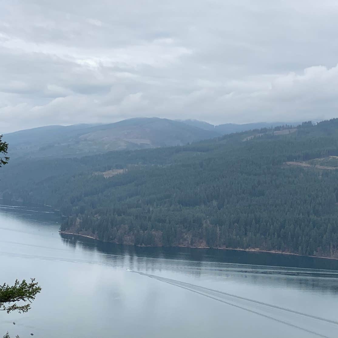 Lake Merwin Camper's Hideaway (MEMBERS ONLY) | Yacolt, Washington