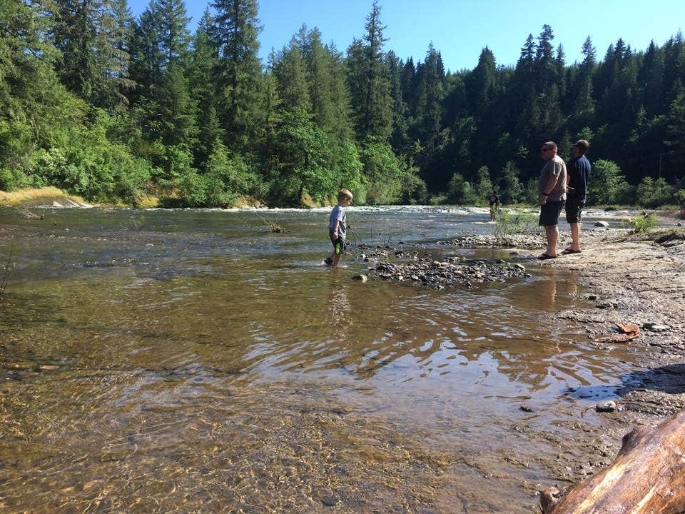 River Bend County Park Camping | Foster, OR
