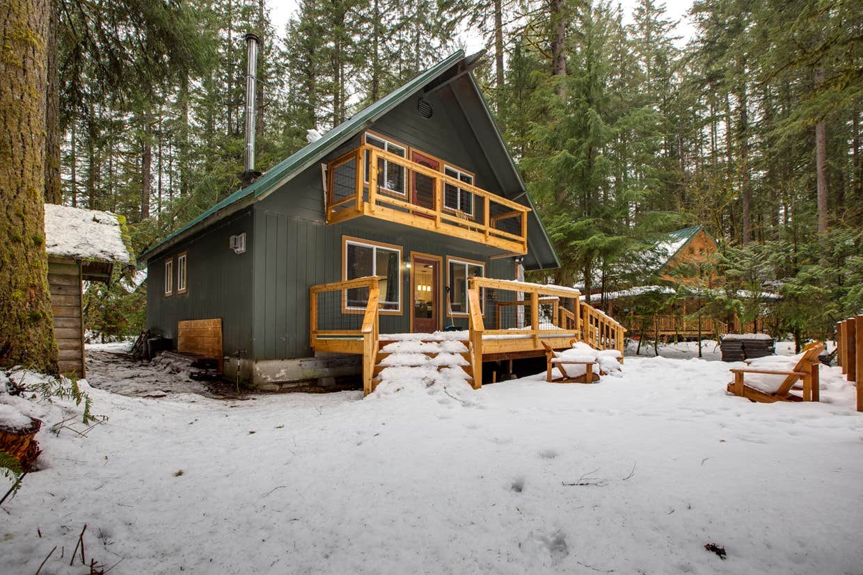 Snowline Cabin #49 - Mt. Baker Lodging | Maple Falls, WA