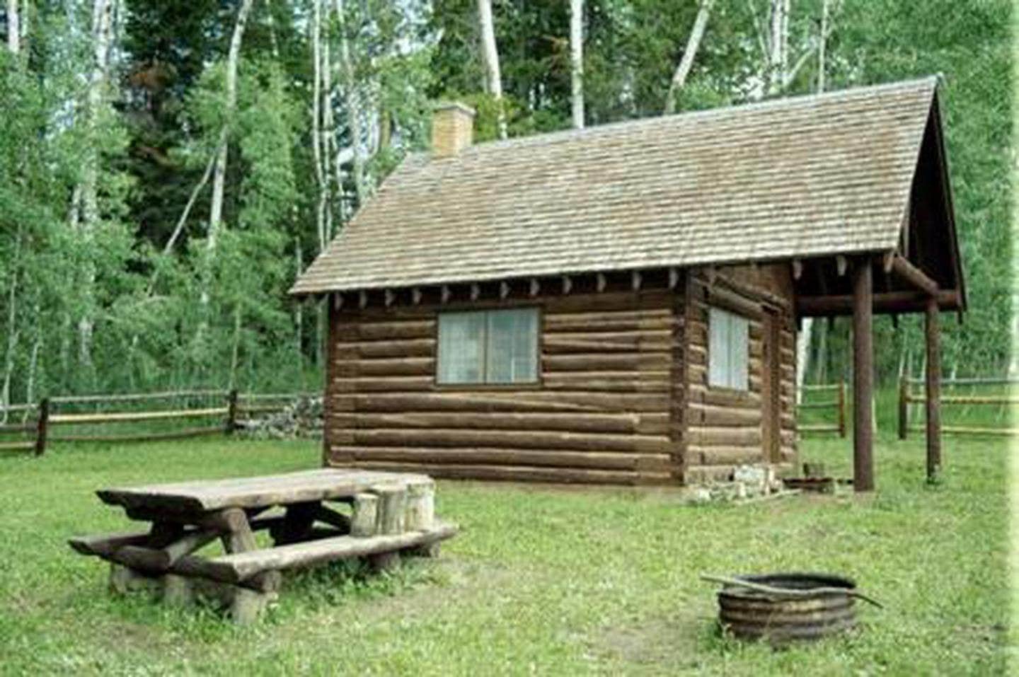 Jack Creek Guard Station Camping | Saratoga, WY