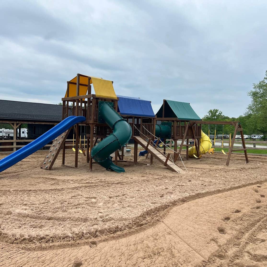 Willow Lake Park Inc Camping | Brunswick, Ohio