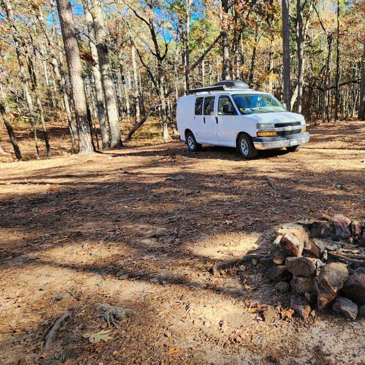 Morgan Mtn Rd/Spy Rock Dispersed Camping | St. Paul, Arkansas