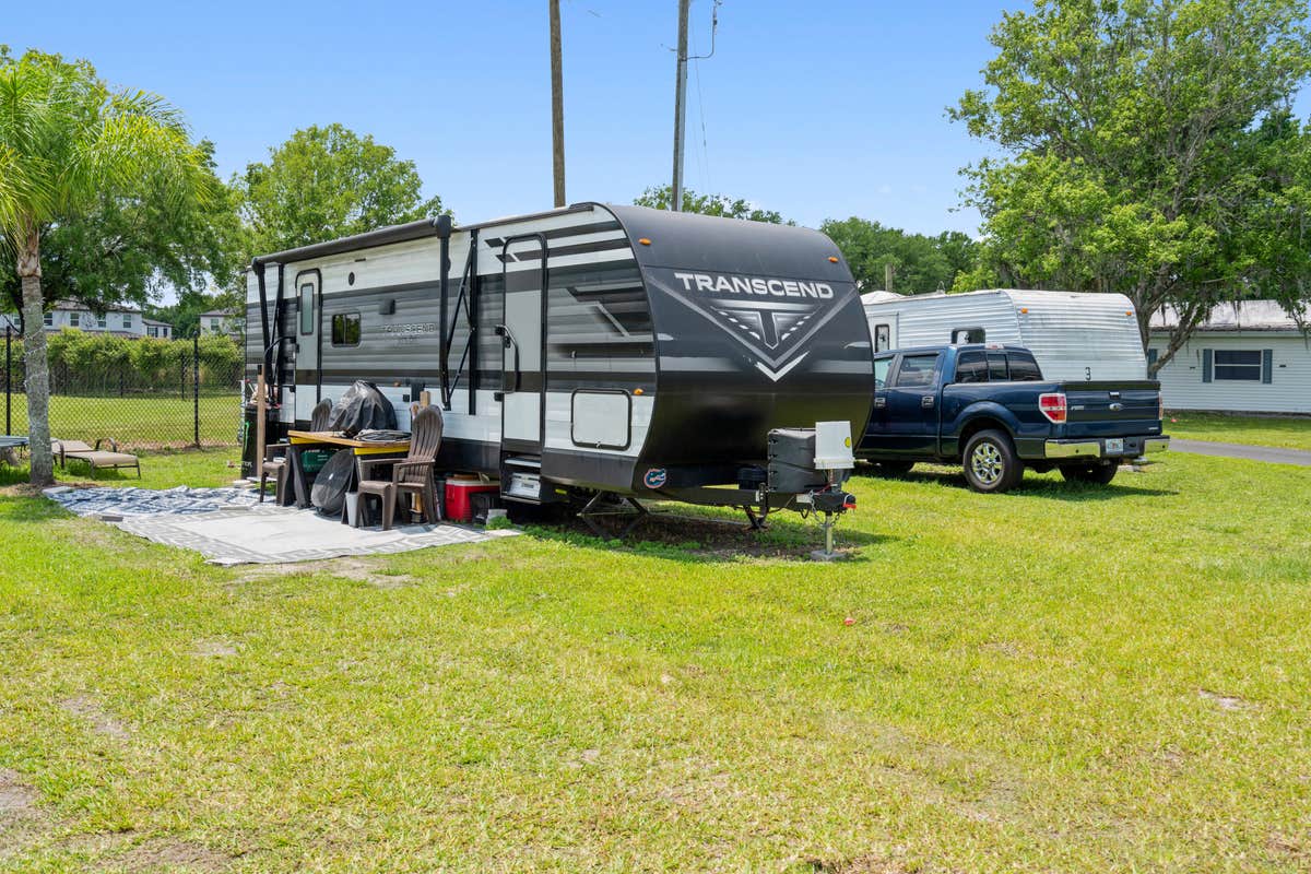 Lake Bambi MH & RV Resort | Land O' Lakes, Florida