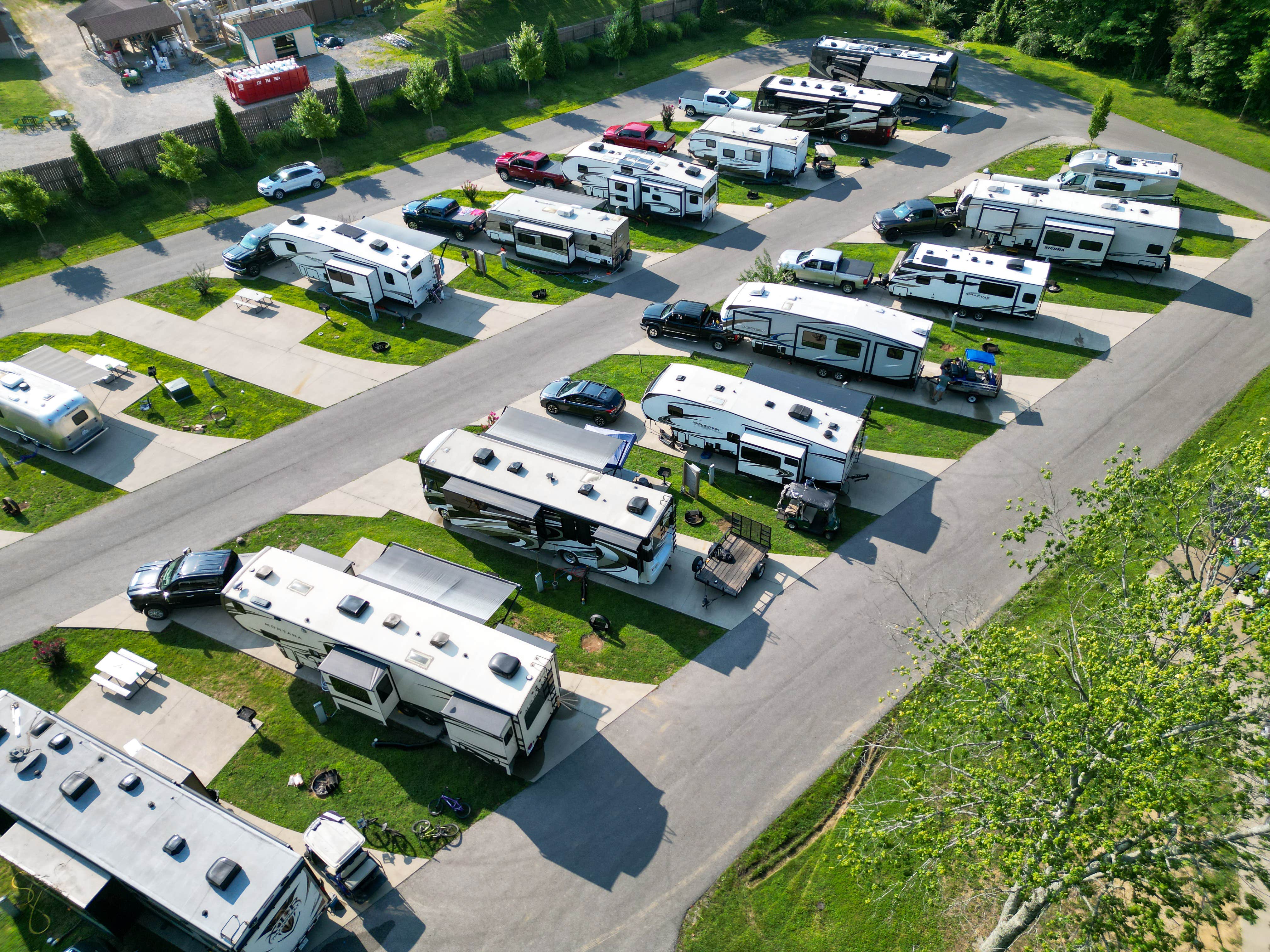 Sun Outdoors Lake Rudolph Camping | Santa Claus, Indiana