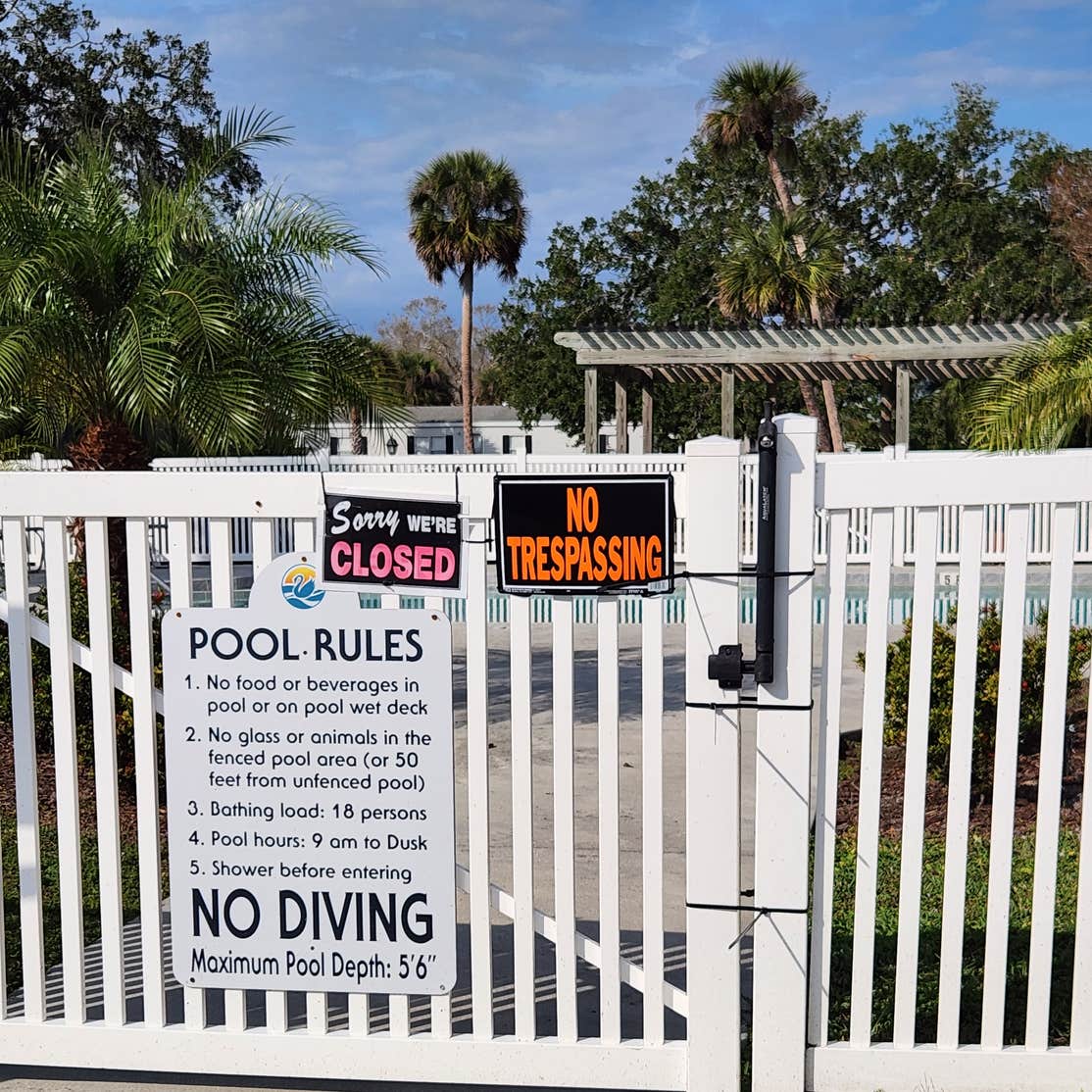 Enchanted Lakes RV Resort | Malabar, Florida