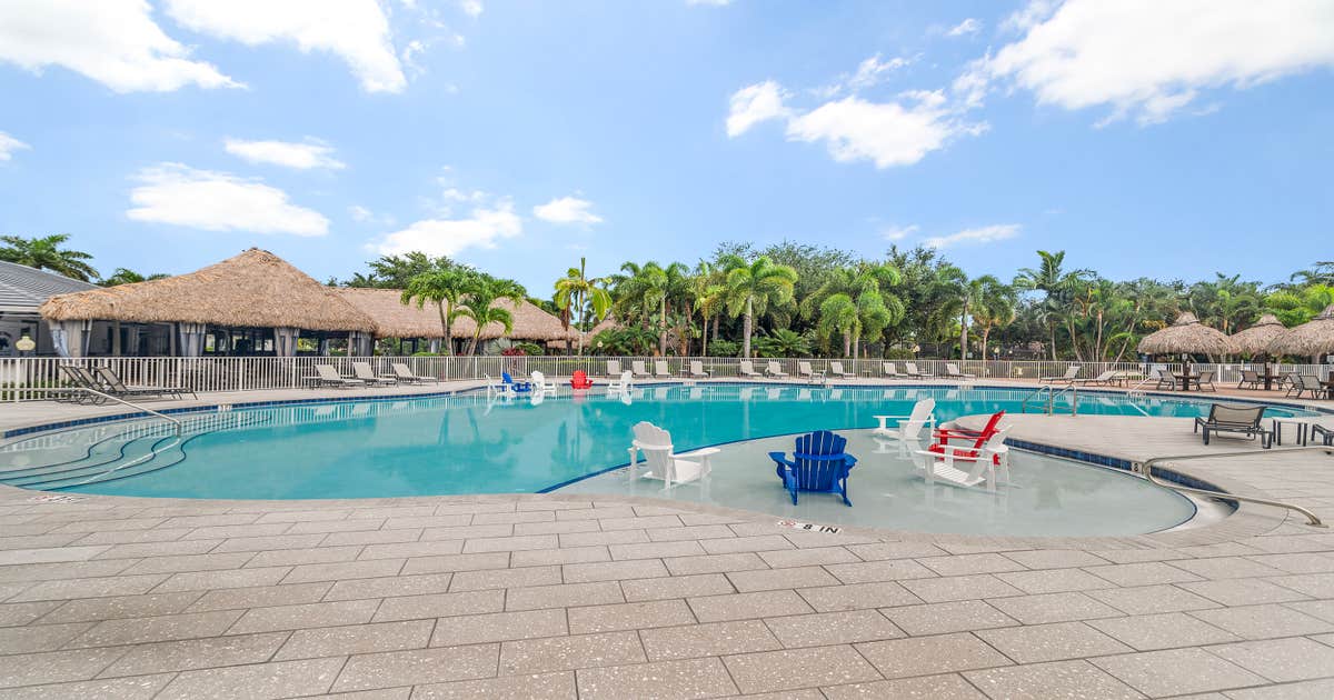 Coastal Serenity at Aztec RV | Coconut Creek, Florida
