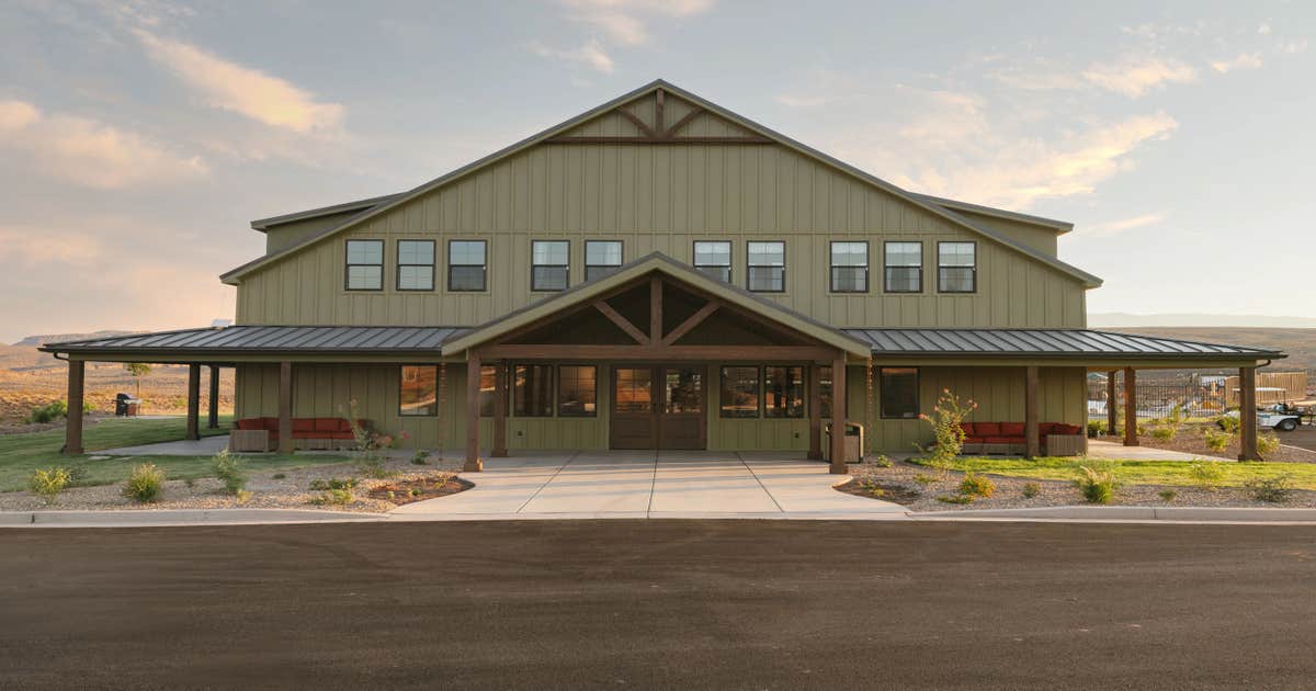 Hidden Springs Rv Resort Camping | Ivins, Utah