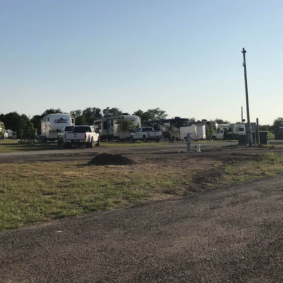 Lighthouse Landing RV Park and Cabins | Hutchinson, Kansas