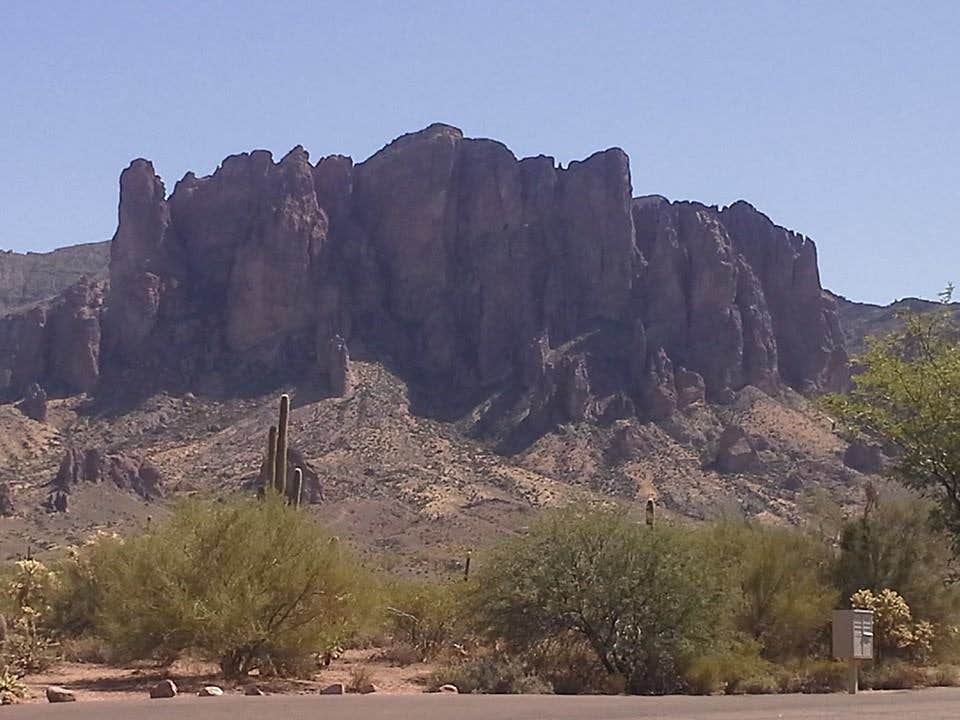 Superstition Lookout RV Resort | Apache Junction, Arizona