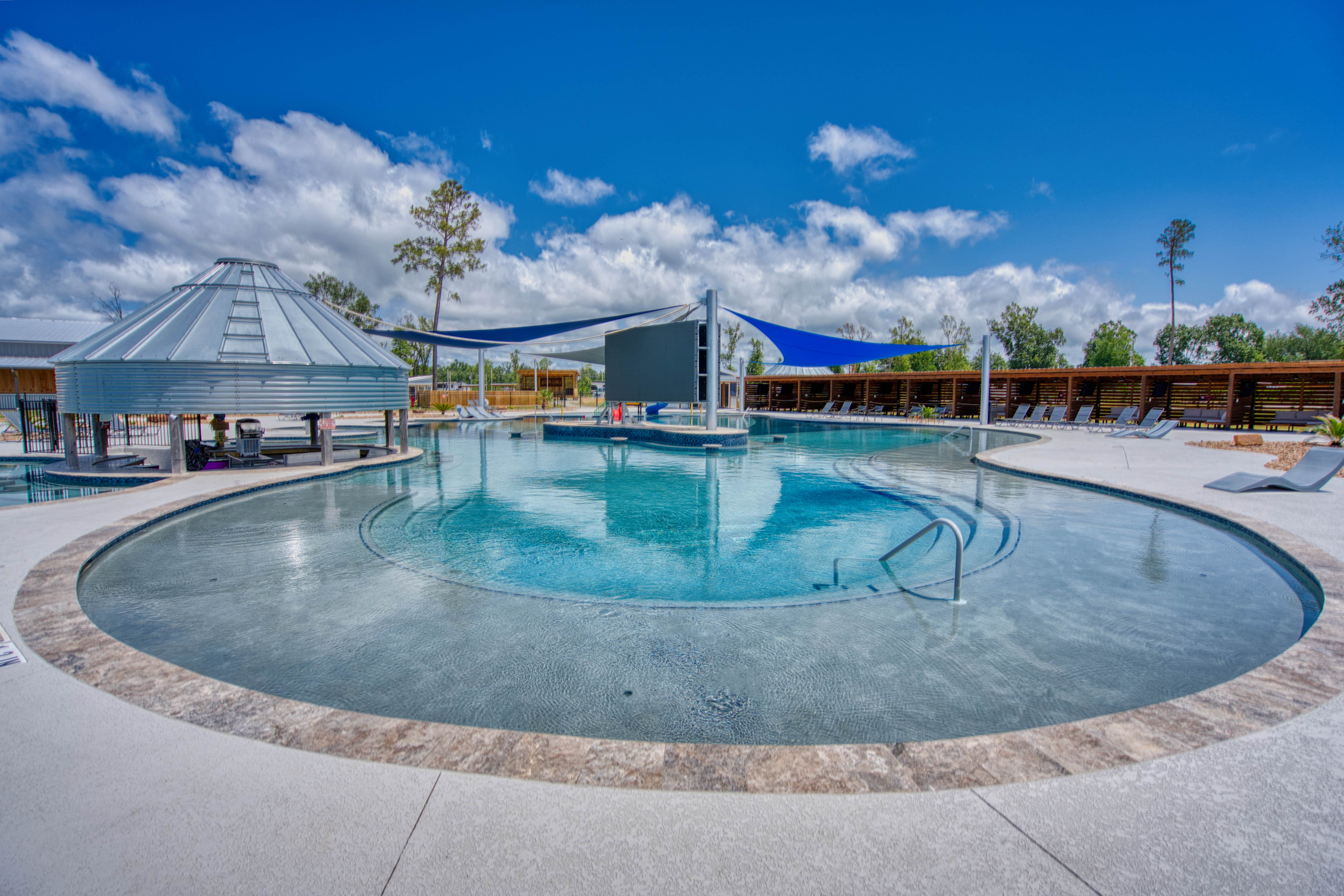 Lagoon Ranch Luxury RV and Cabin Resort | Dodge, Texas