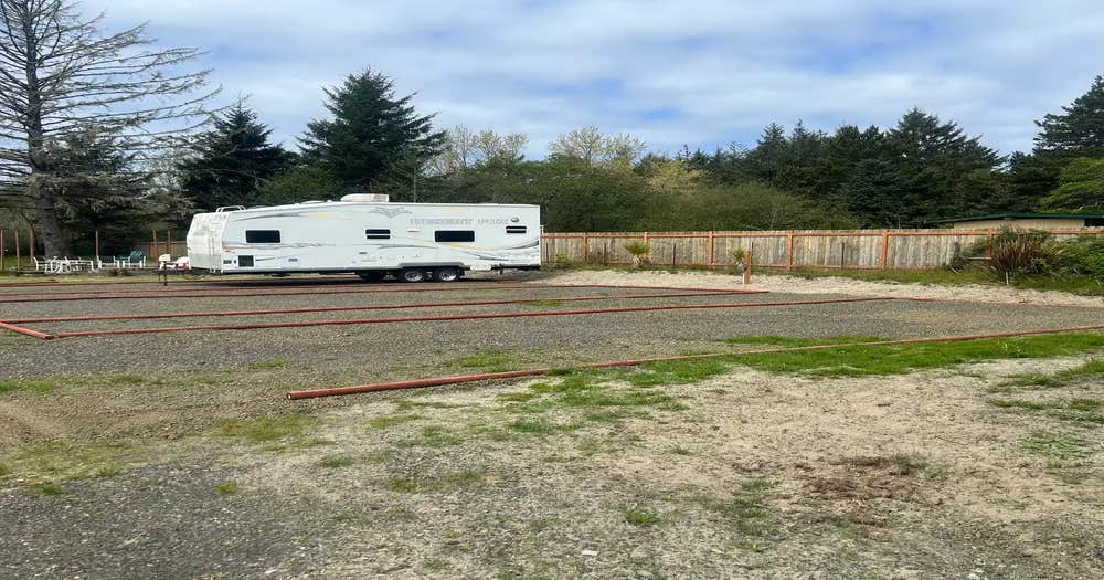 Ocean Spray RV Retreat – Beach Access in 5 Minutes | Westport, Washington