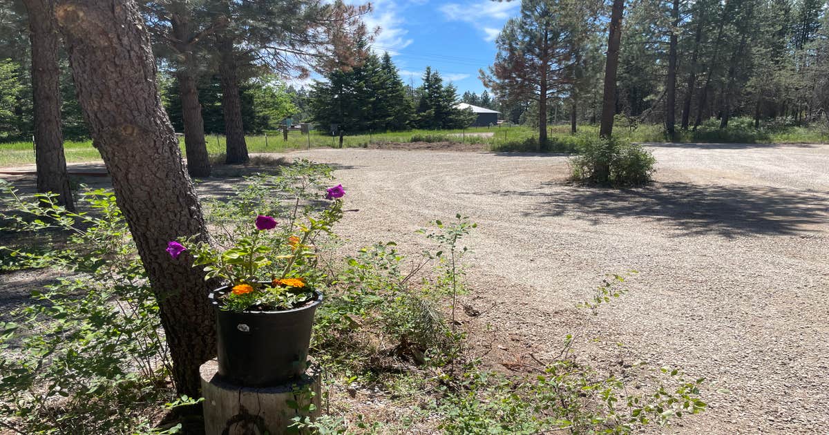Nature Sings Farm and Gardens Camping | Spirit Lake, Idaho