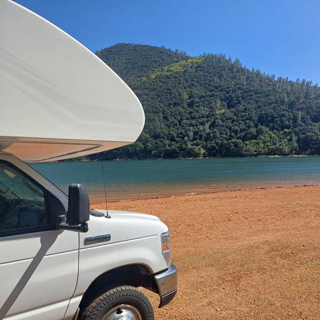 Beehive Point Shoreline Campground | Sugarloaf, California