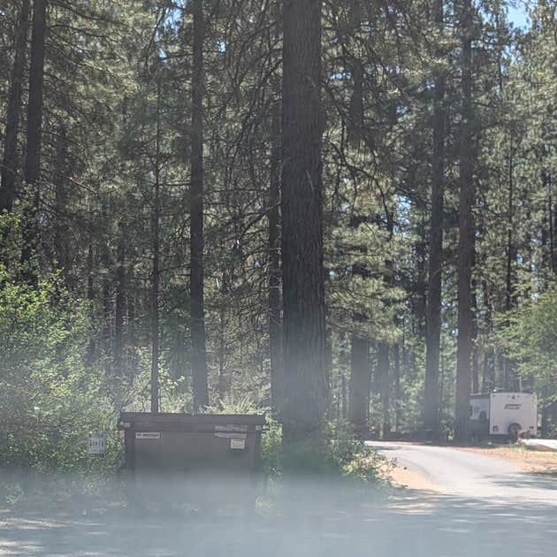 Smiling River Campground | Camp Sherman, Oregon