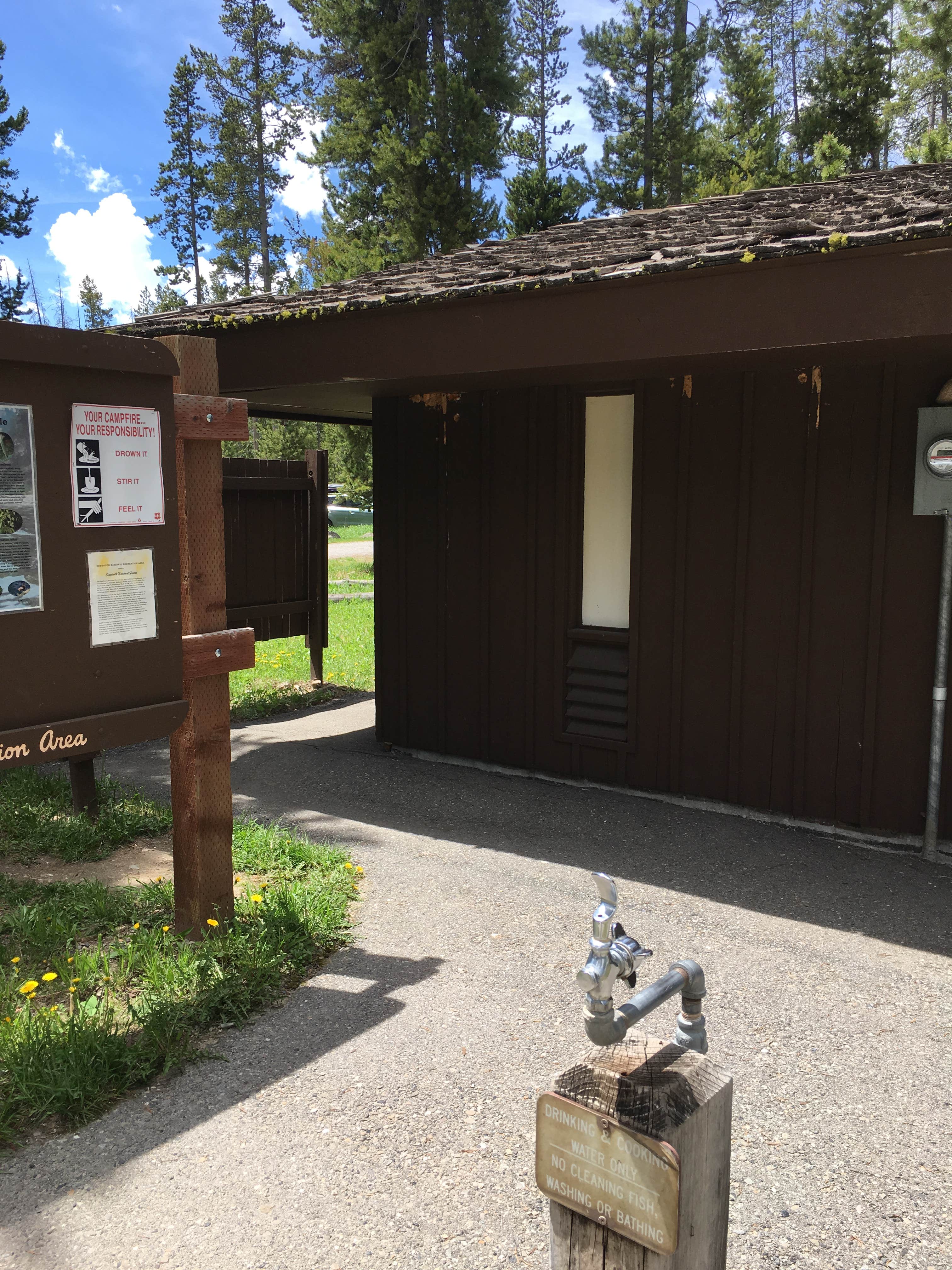 Chinook Bay Campground | Stanley, ID