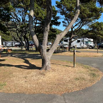 Barview Jetty County Campground | Rockaway Beach, Oregon