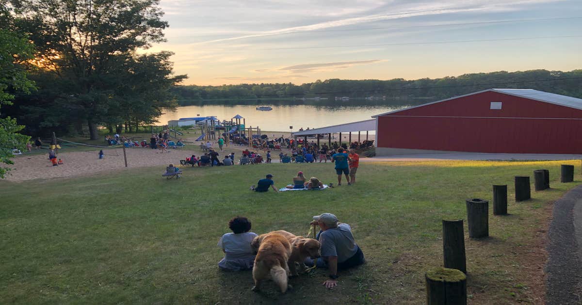 Crystal Lake Campground | Scottville, MI