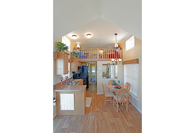 Encore Lake Magic Camping | Davenport, Florida