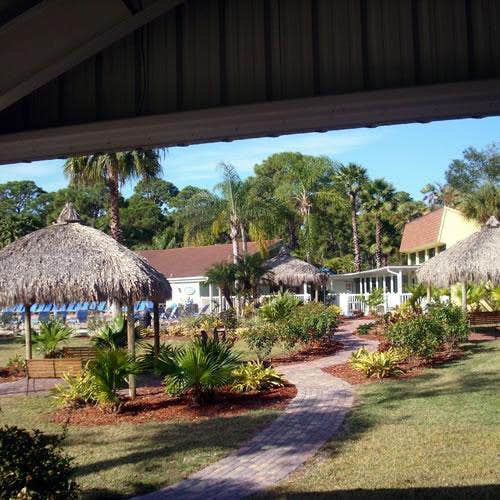 Encore Royal Coachman Camping | Nokomis, FL