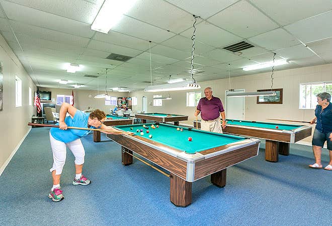 Encore Paradise Park Camping | Harlingen, TX