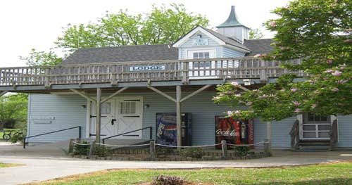 Thousand Trails Virginia Landing Camping | Quinby, VA