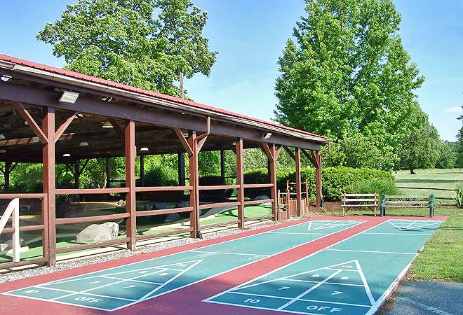 Thousand Trails Circle M Camping | Lancaster, PA