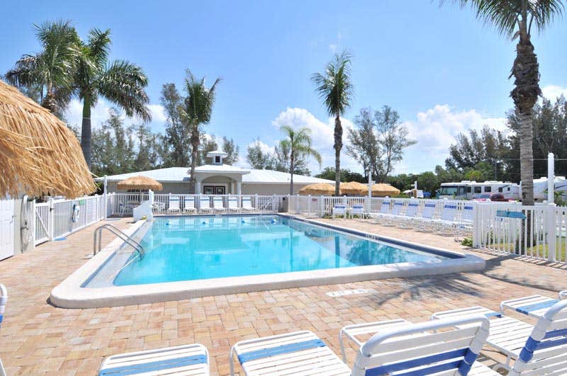 Holiday Cove RV Resort | Bradenton, FL