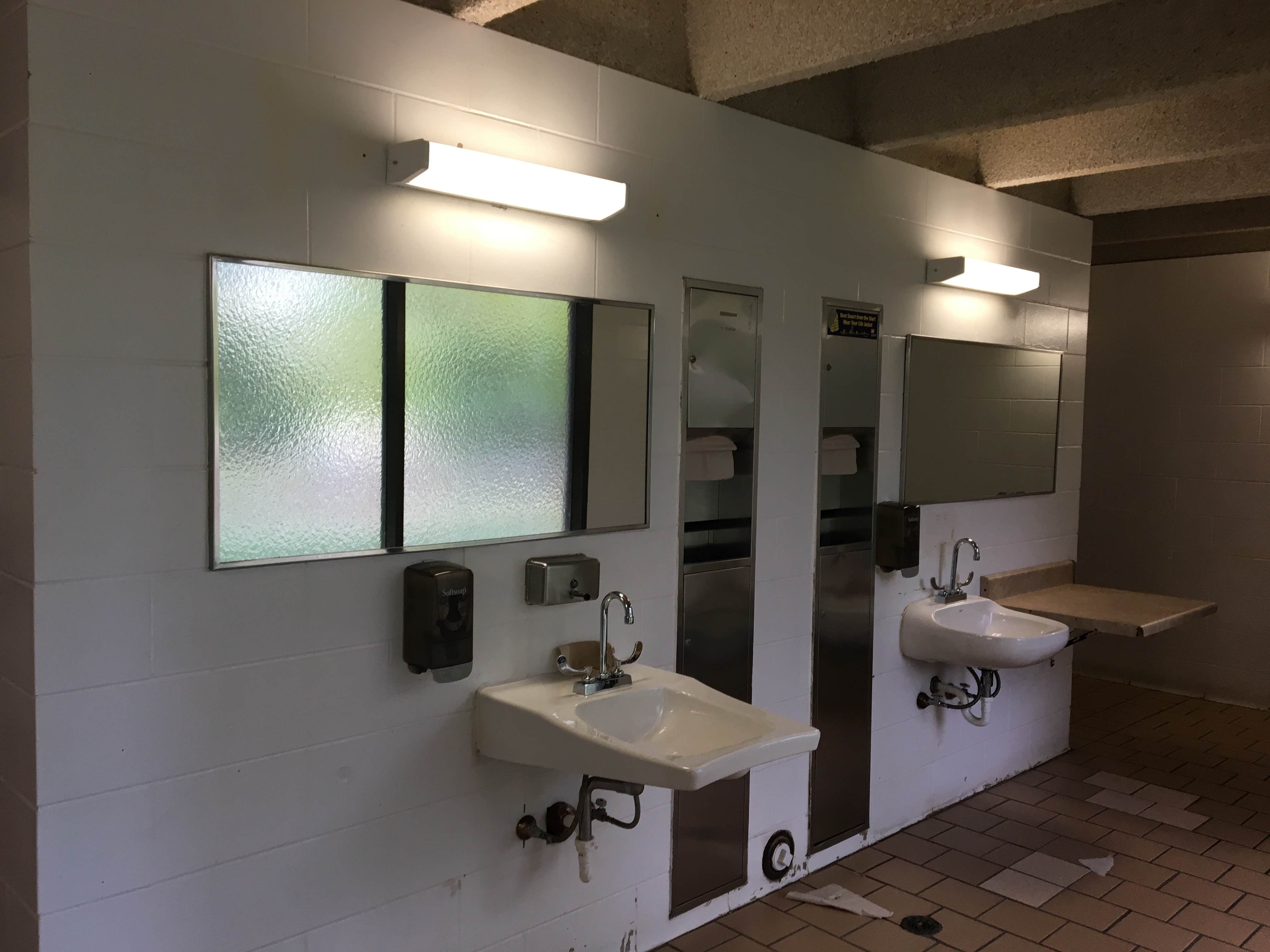 Cages Bend Camping | Gallatin, TN
