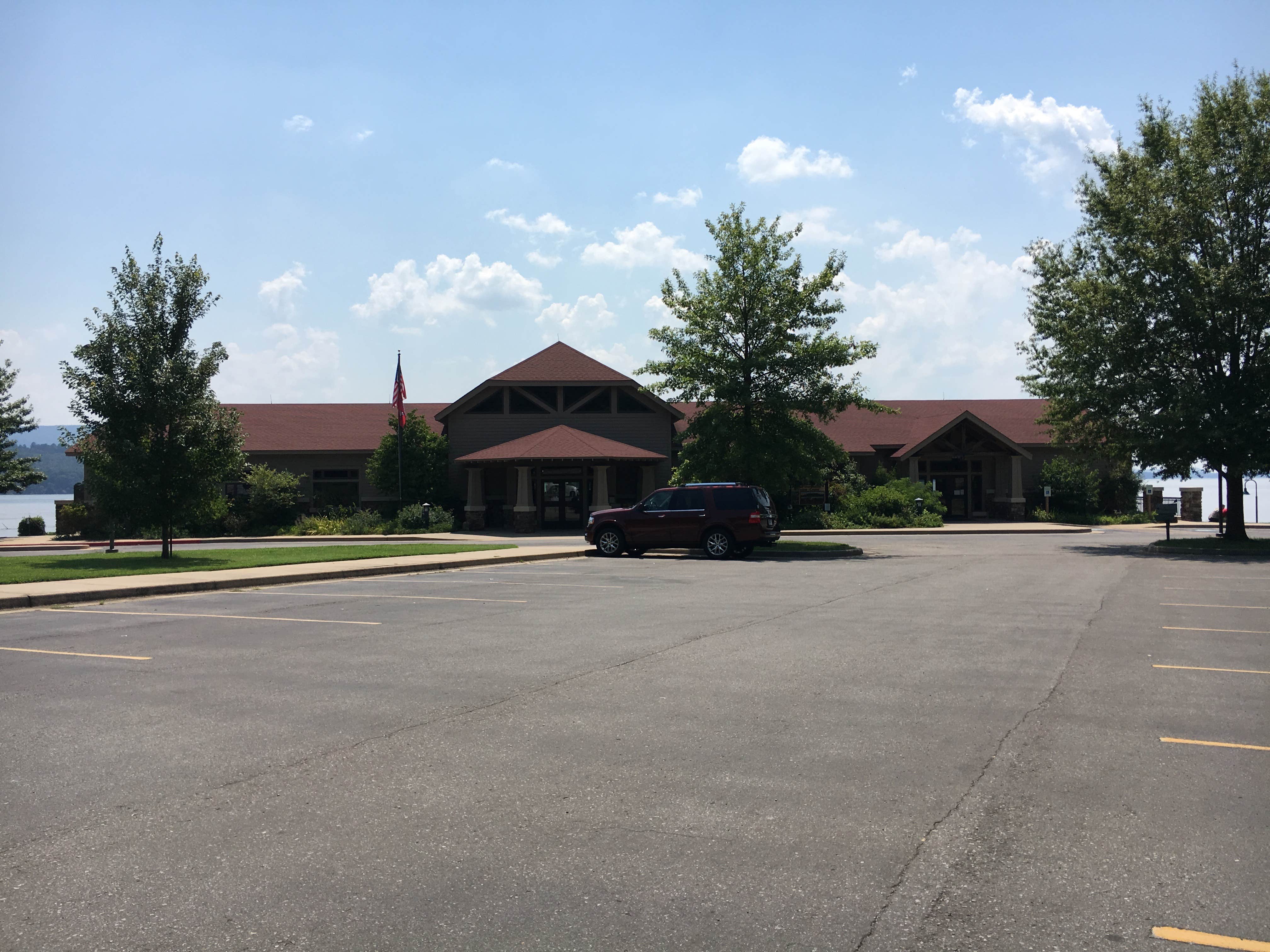 Russellville Campground — Lake Dardanelle State Park | Russellville, AR