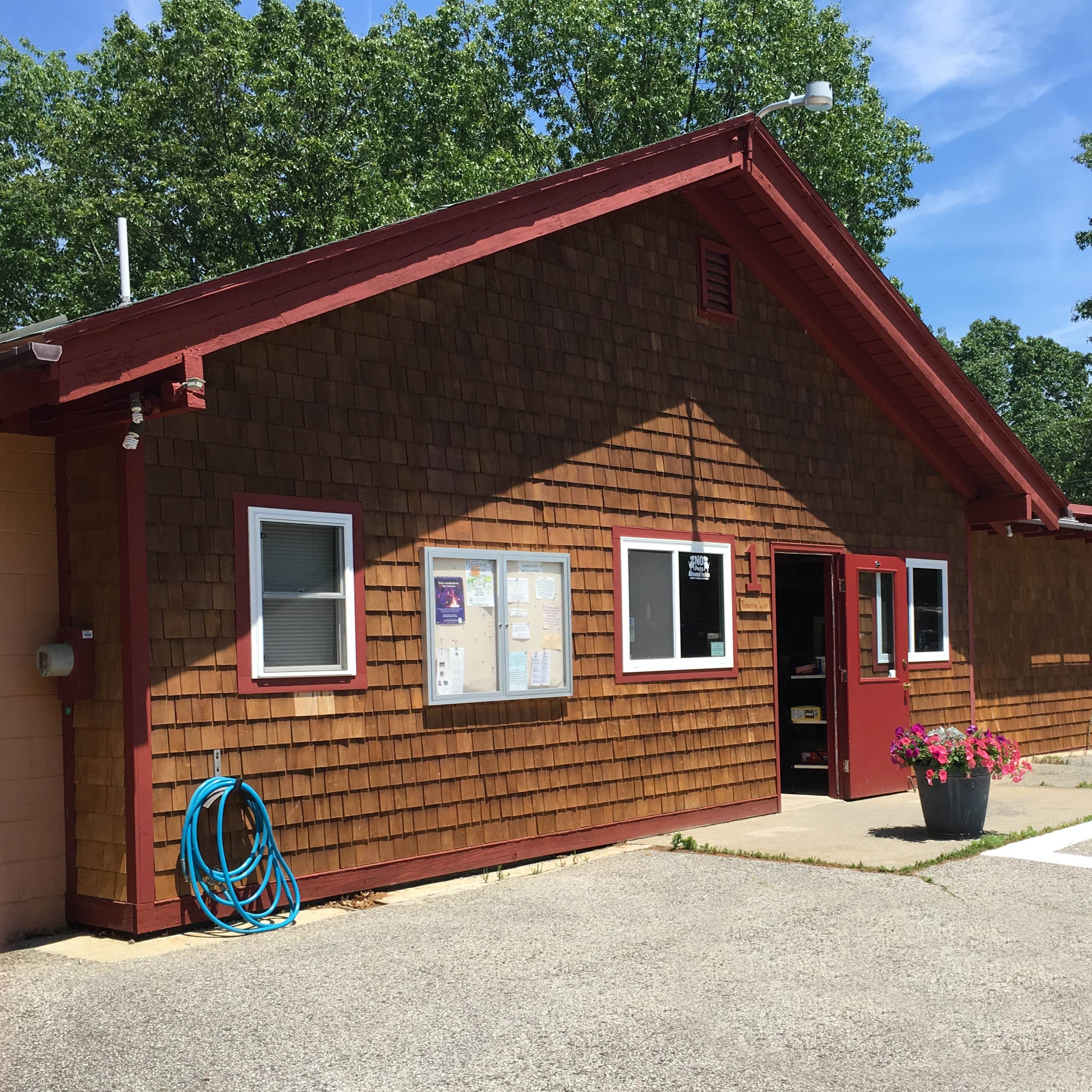 Yankee Land RV Resort Camping | The Dyrt