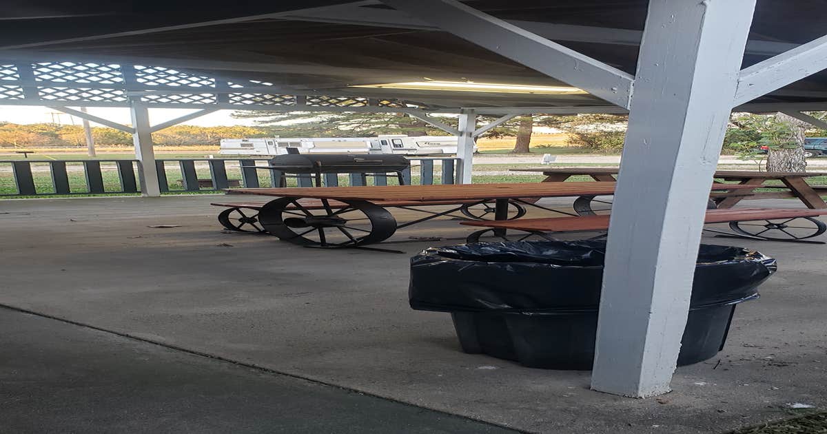 Lamplight Lane RV Resort at Glen Oaks | Richland, Missouri