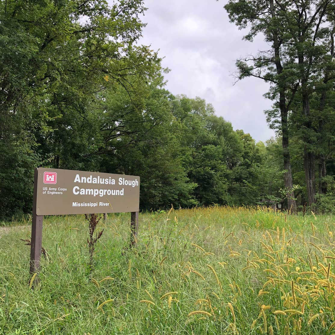 Andalusia Slough Camping | Illinois City, Illinois
