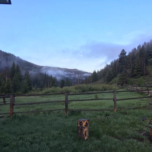 Yellowjacket Guard Station Camping | Cobalt, Idaho