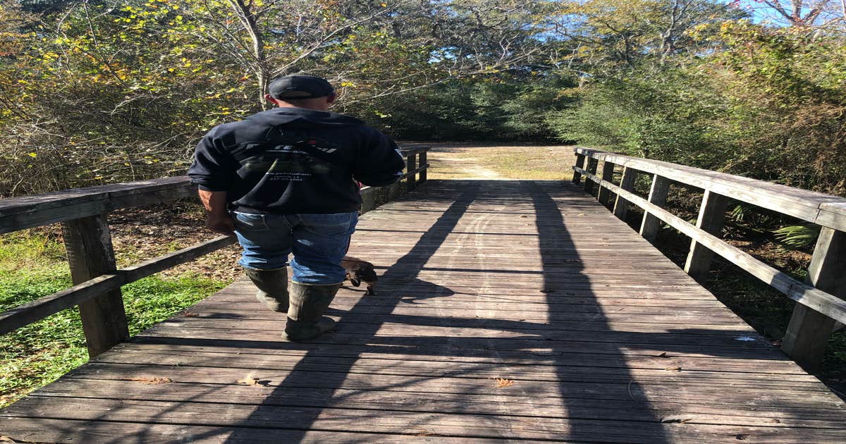 Brackenridge Park & Campground | Edna, TX
