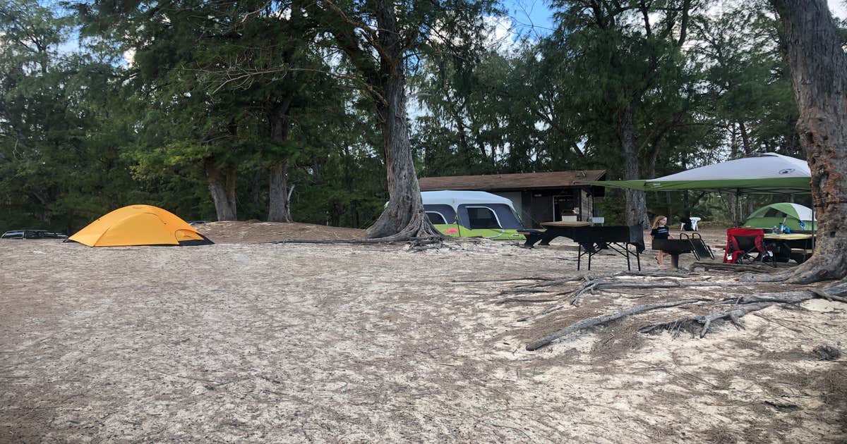 Bellows Air Force Station Camping | Waimanalo, HI