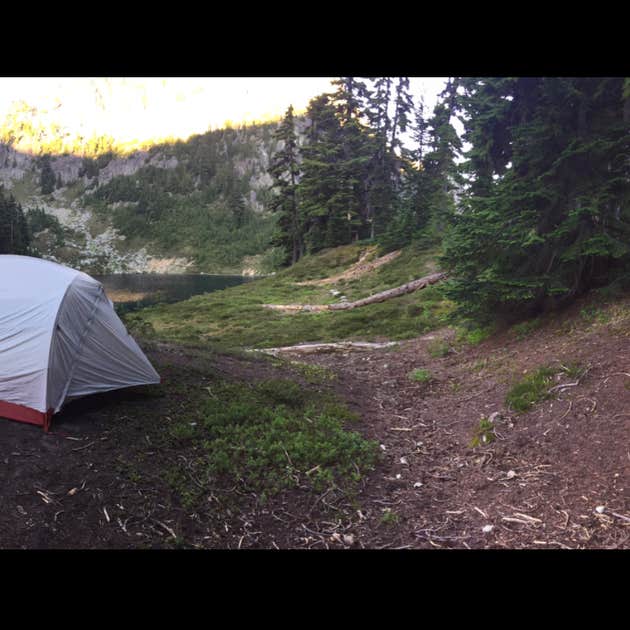 Hyas Lake Camping | Okanogan-Wenatchee National Forest, WA