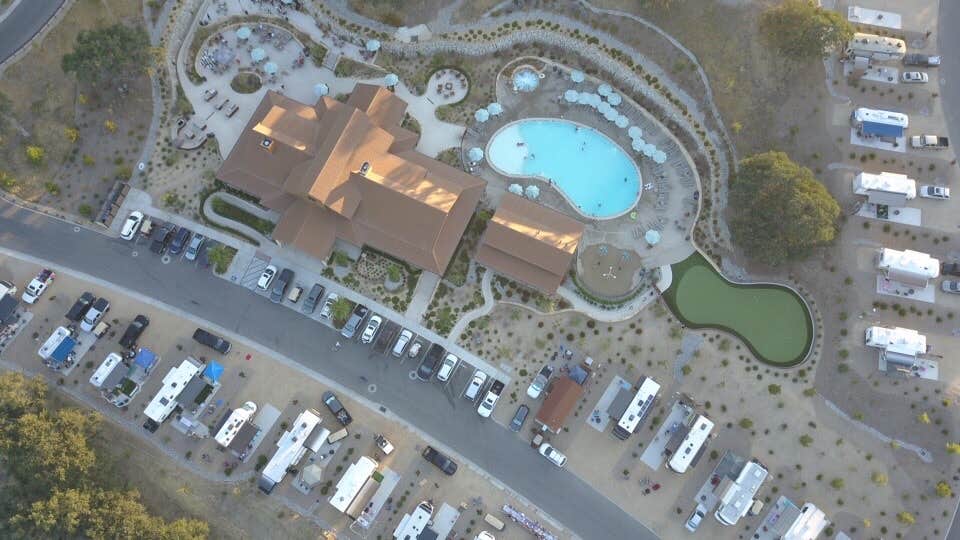 Sun Outdoors Paso Robles RV Resort | Paso Robles, CA