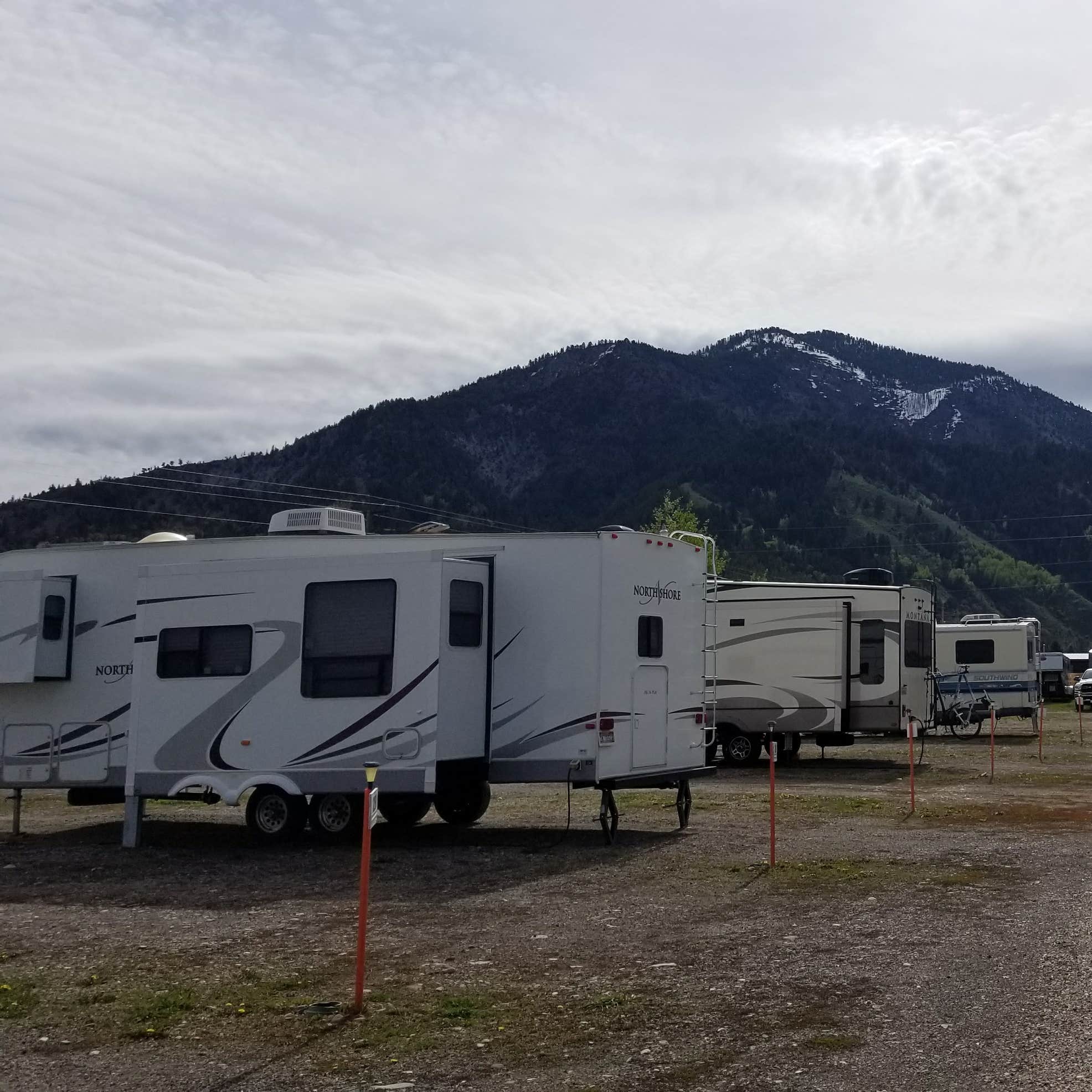 Greys River Cove RV Park | Alpine, Wyoming