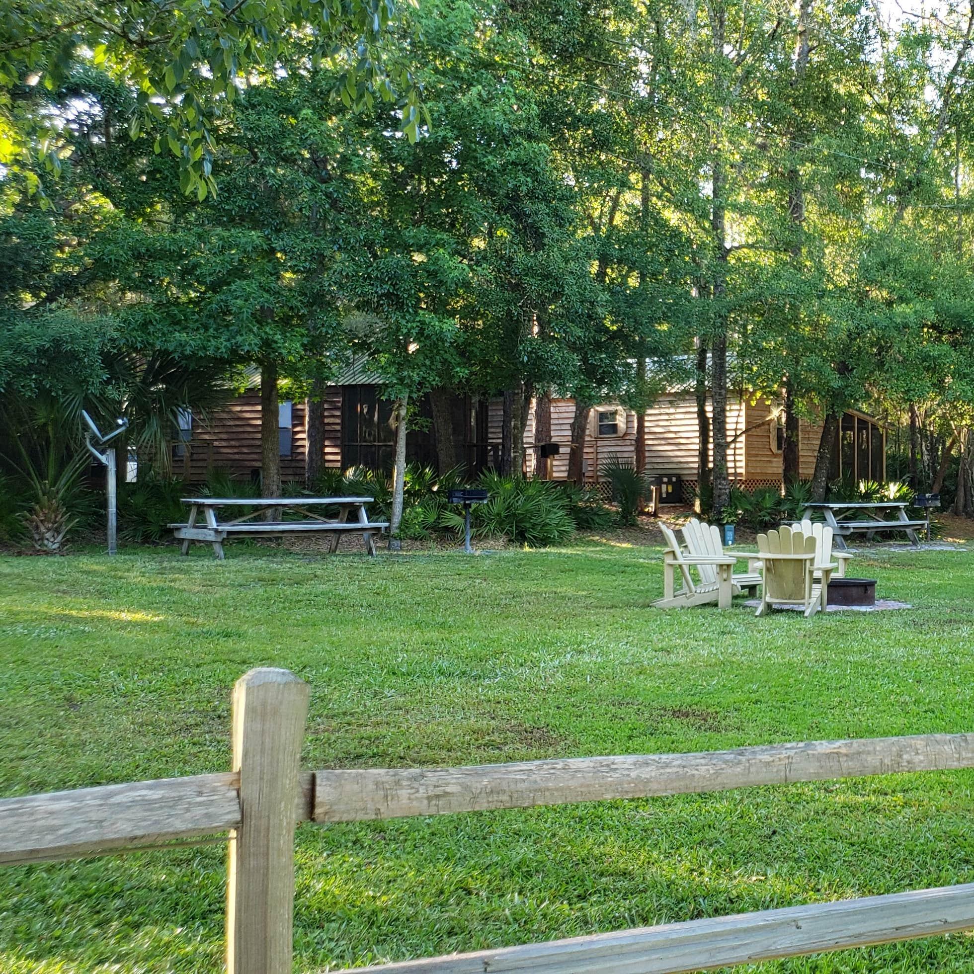 Highland Park Fish Camp | De Leon Springs, Florida