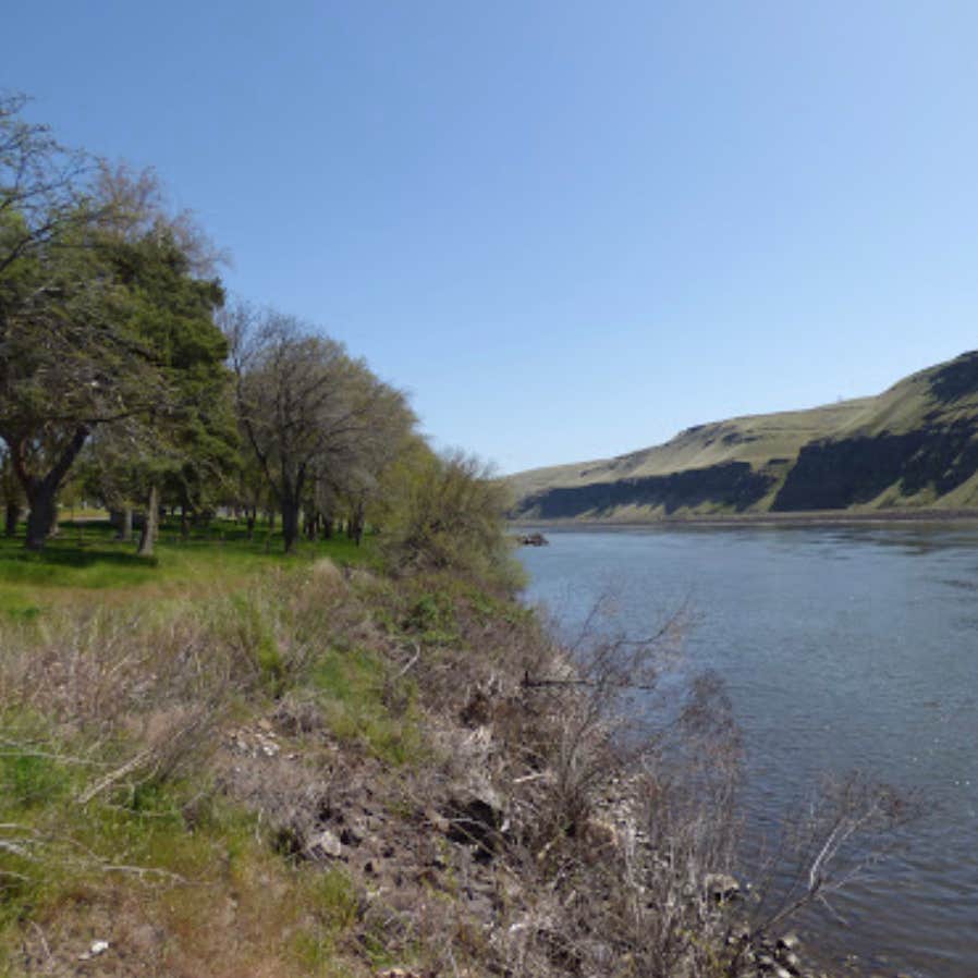 Windust - Lake Sacajawea Camping | Washtucna, Washington
