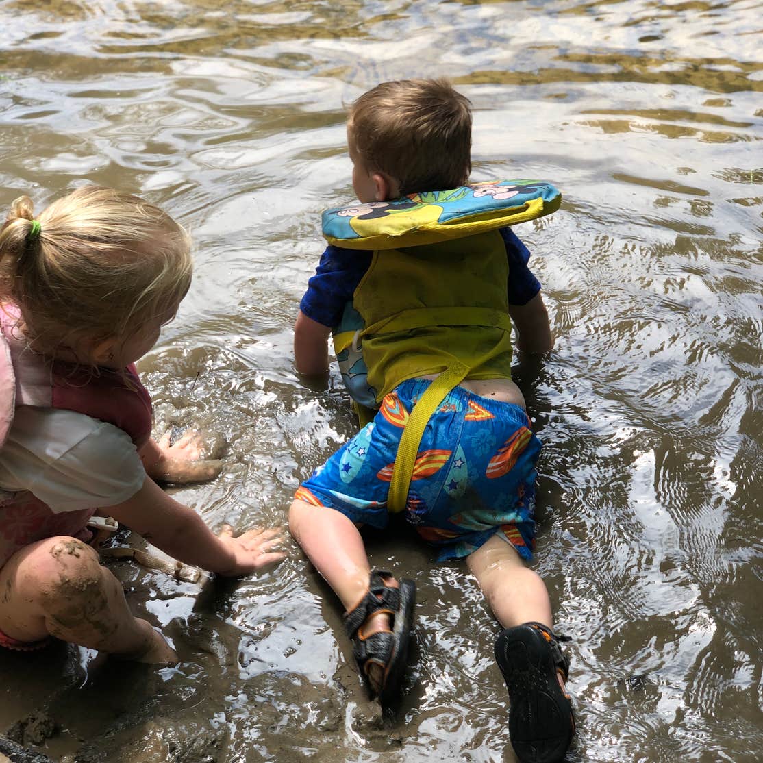 Chinook Camping | Fremont, Michigan