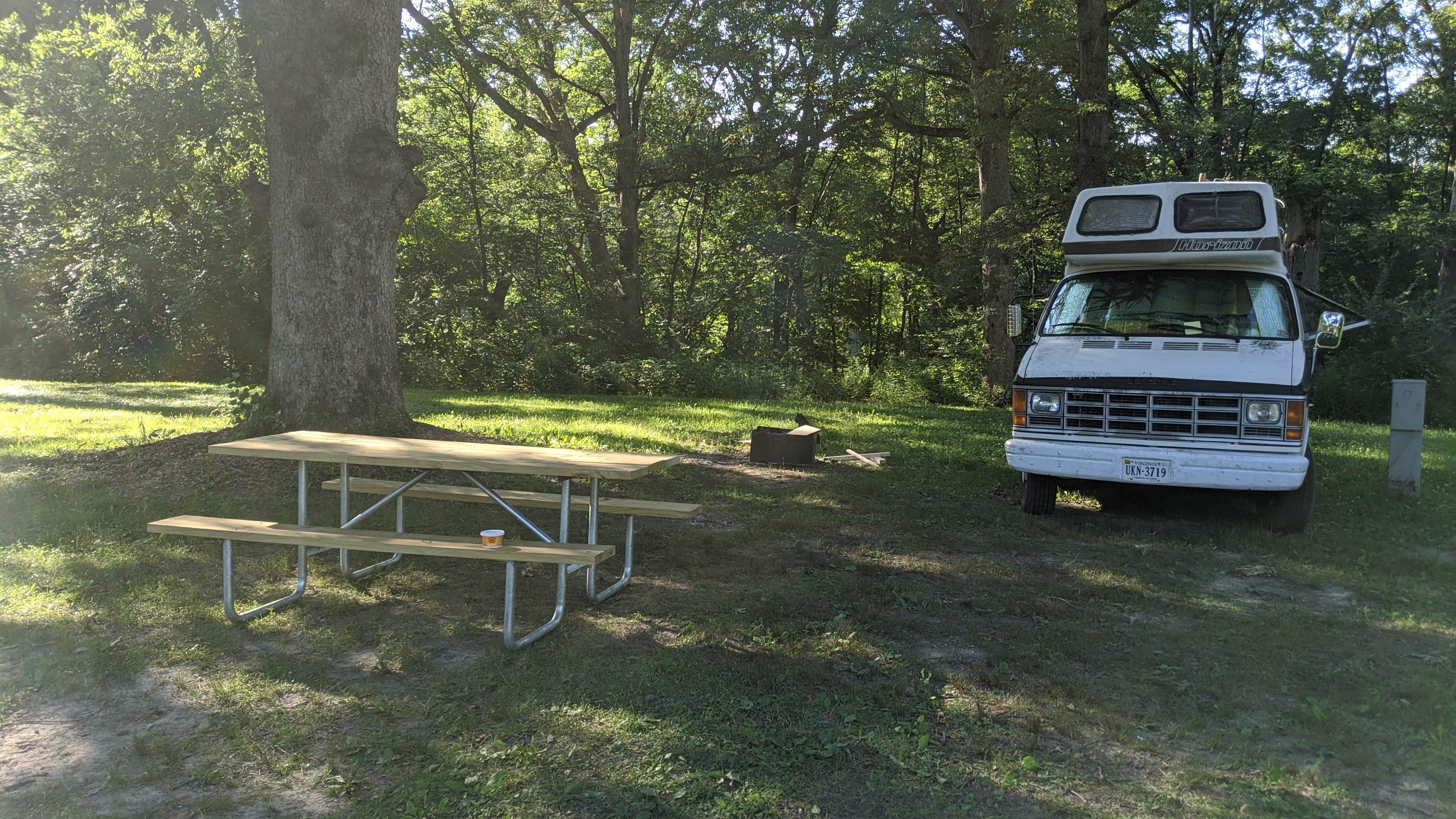 Spring Lake Park Camping | Macomb, IL